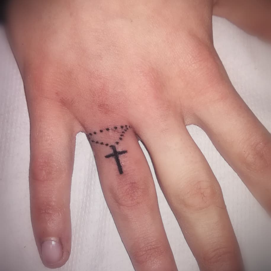 100 Best Inner & Side Finger Tattoos with Meaning [2024 Designs]