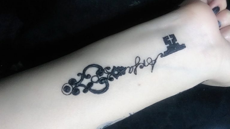 65 Catchy Name Tattoos Designs and Ideas [202 Updated]