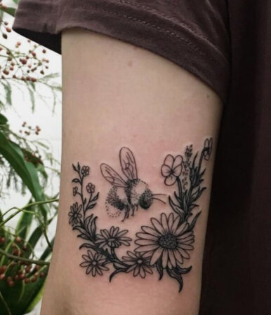 35+ Unique Daisy Tattoo Designs And Ideas With Meanings