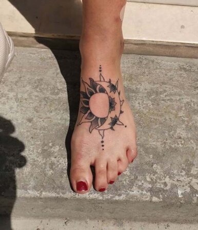 40+ Awesome Foot Tattoos Ideas and Designs for Women