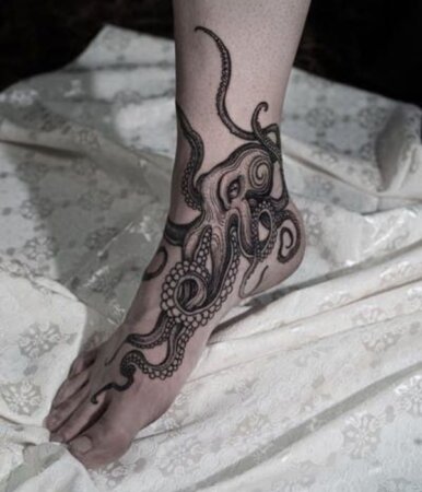 50 Awesome Foot Tattoo Ideas And Designs With Meanings