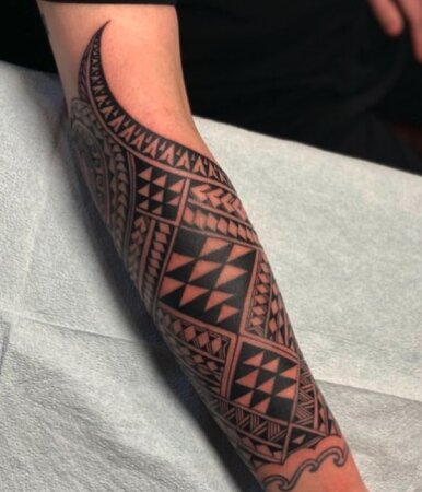 Best Polynesian Forearm Tattoo With Their Meaning