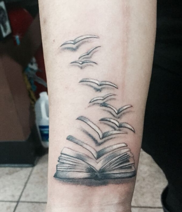 Best Literary Tattoo Ideas for Book Lovers and Writers
